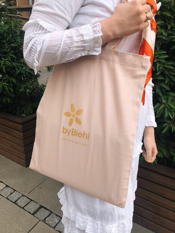byBiehl® Officiel Side - Tidløse smykker med fokus på bæredygtighed ...
